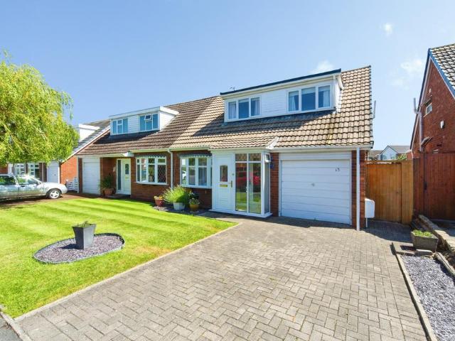 4 bedroom bungalow for sale