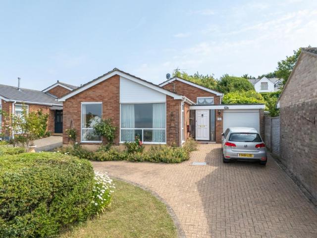 4 bedroom bungalow for sale