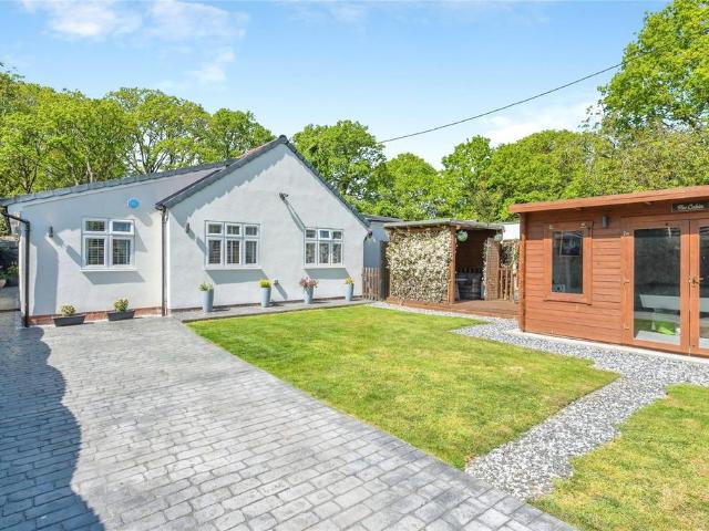 4 bedroom bungalow for sale