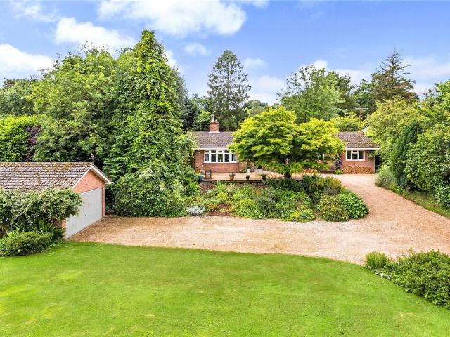 4 bedroom bungalow for sale