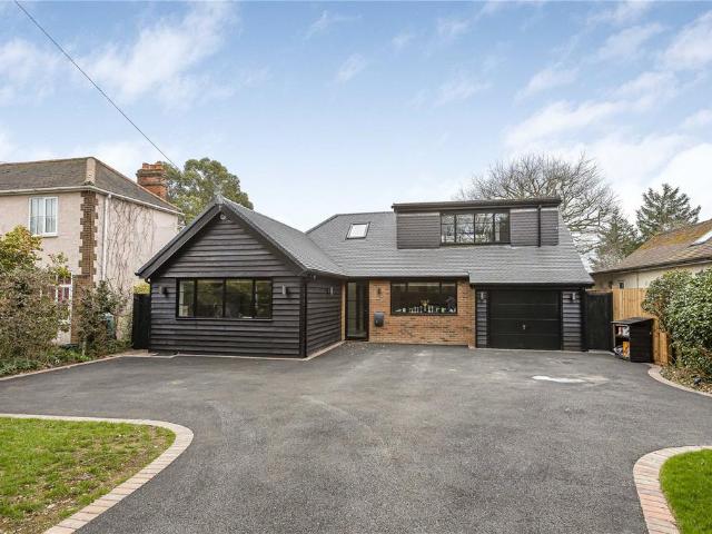 4 bedroom bungalow for sale