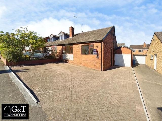 4 bedroom bungalow for sale