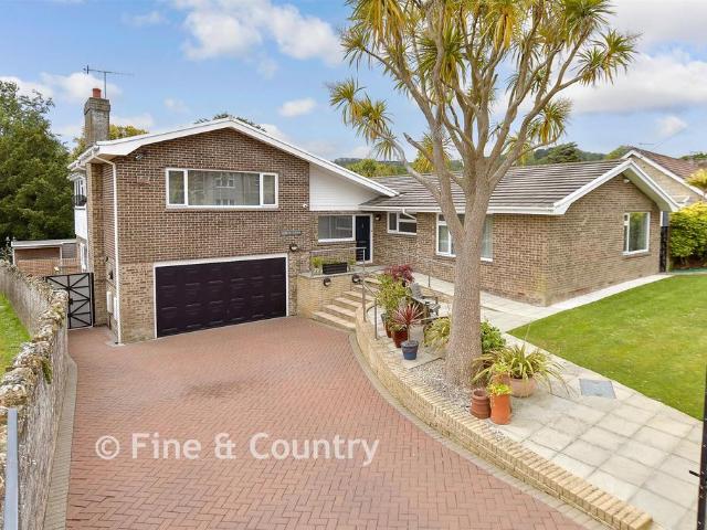 4 bedroom bungalow for sale