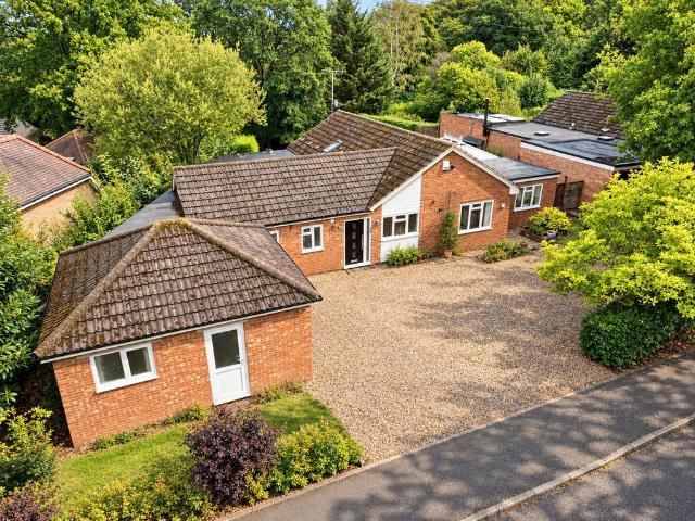4 bedroom bungalow for sale