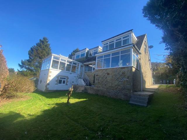 4 bedroom bungalow for sale