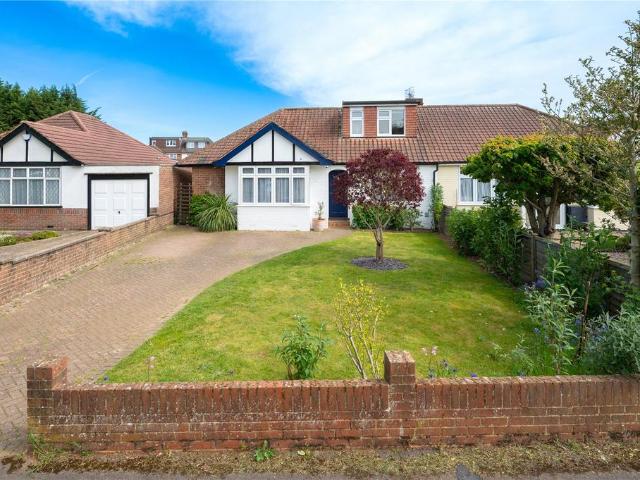 4 bedroom bungalow for sale