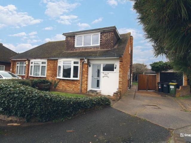 4 bedroom bungalow for sale