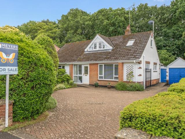 4 bedroom bungalow for sale