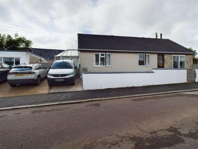 4 bedroom bungalow for sale