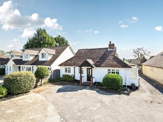 4 bedroom bungalow for sale