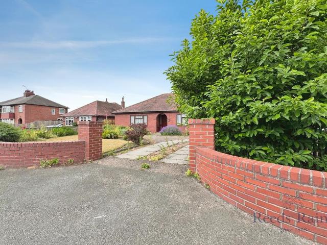 4 bedroom bungalow for sale