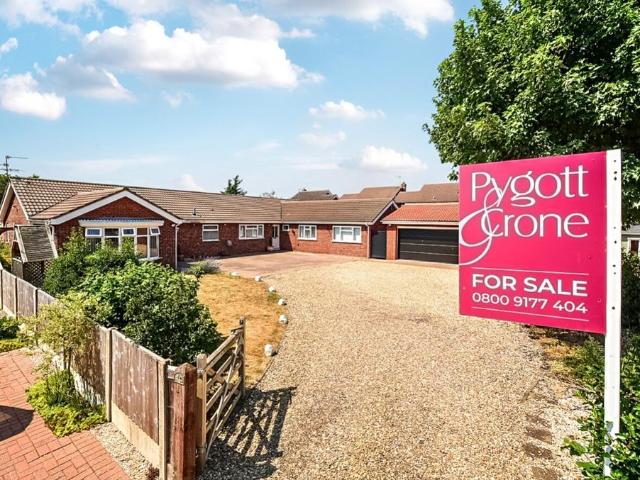 4 bedroom bungalow for sale