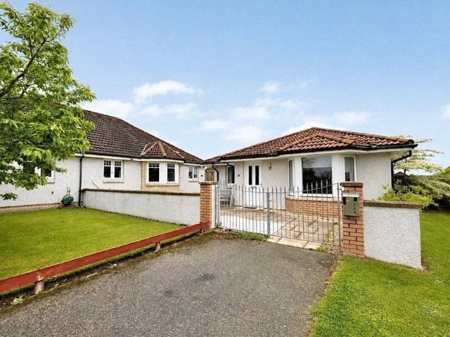 4 bedroom bungalow for sale