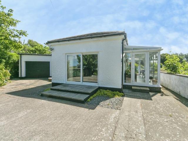 4 bedroom bungalow for sale