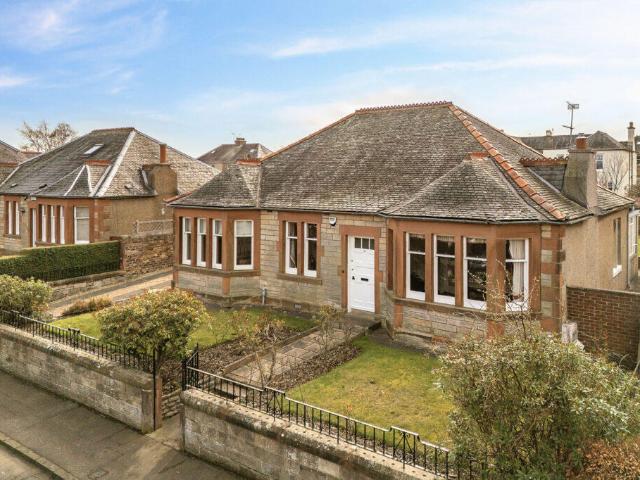 4 bedroom bungalow for sale in 27 Cadogan Road, Liberton, Edinburgh, EH16 6LY, EH16