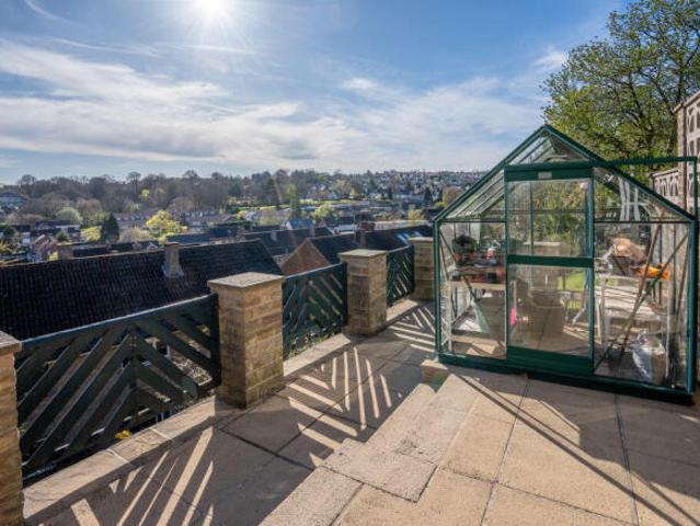 4 bedroom bungalow for sale in Brincliffe Edge Road, Sheffield, S11