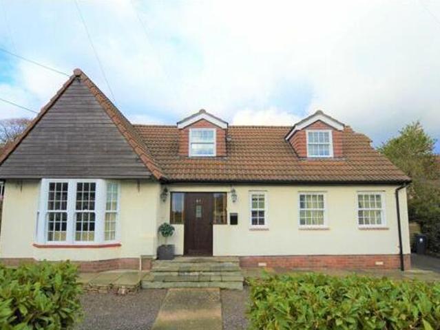 4 Bedroom Bungalow For Sale In Bristol, Gloucestershire