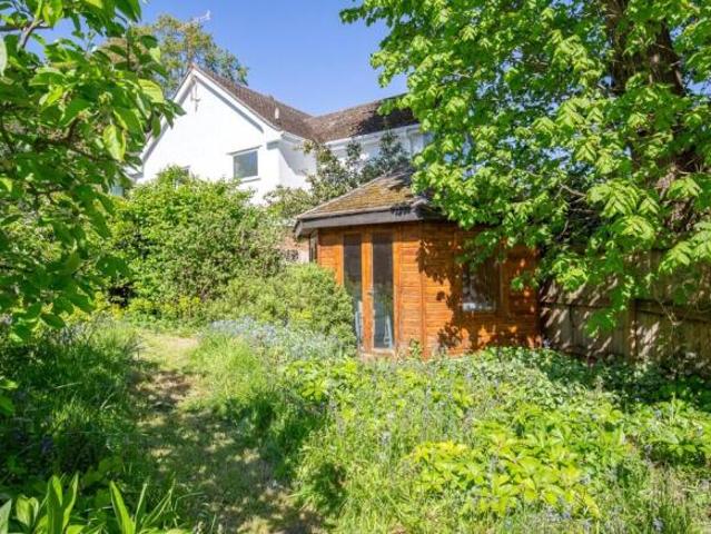 4 bedroom bungalow for sale in Glenavon Park, Bristol, BS9