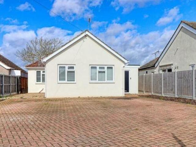 4 Bedroom Bungalow For Sale In Great Clacton