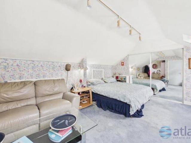 4 bedroom bungalow for sale in Heath Hey, Woolton, L25