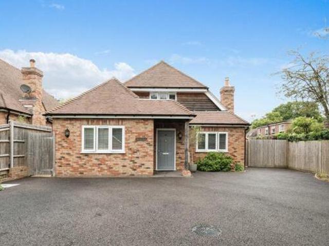4 Bedroom Bungalow For Sale In Heathfield, East Sussex