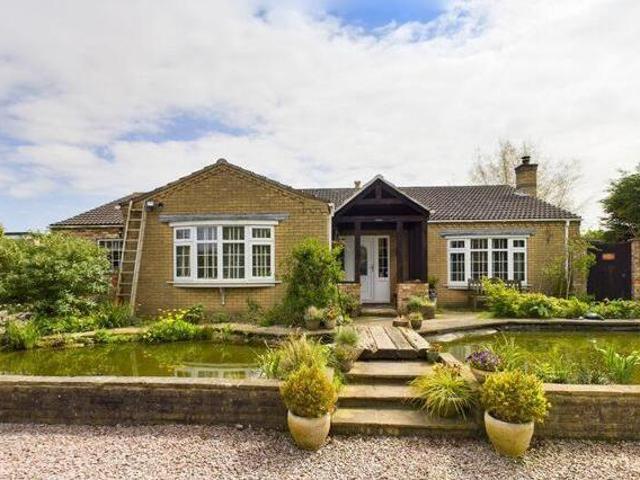 4 Bedroom Bungalow For Sale In Low Road, Friskney