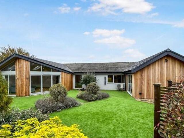 4 Bedroom Bungalow For Sale In Long Bennington