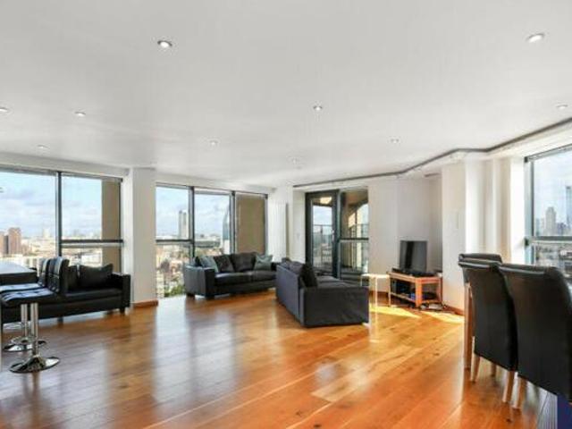 4 Bedroom Bungalow For Sale In London