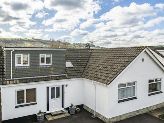 4 Bedroom Bungalow For Sale In Liverton, Newton Abbot
