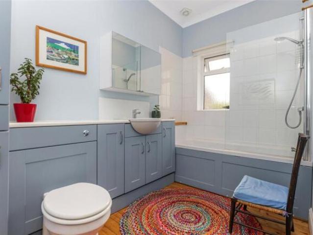 4 bedroom bungalow for sale in Linn Drive, Netherlee, East Renfrewshire, G44