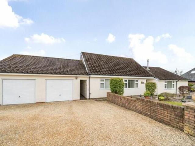 4 Bedroom Bungalow For Sale In Llandrindod Wells