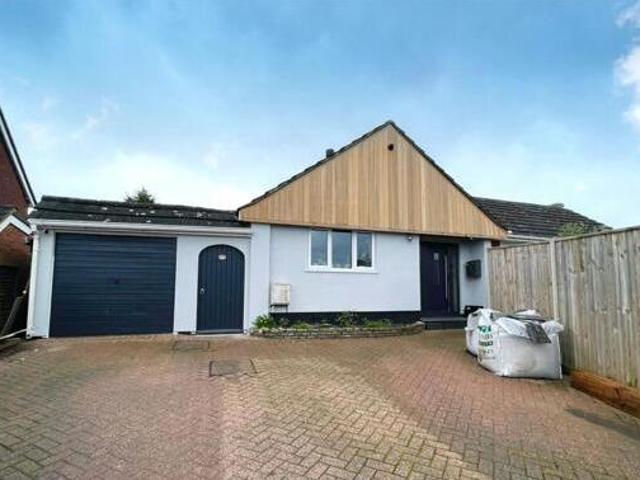 4 Bedroom Bungalow For Sale In Normandy, Surrey