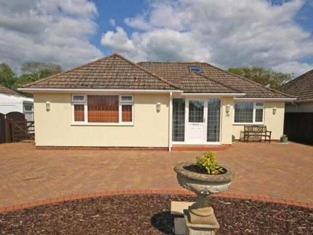 4 Bedroom Bungalow For Sale In New Milton, Hampshire