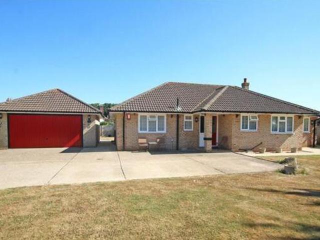4 Bedroom Bungalow For Sale In New Milton, Hampshire