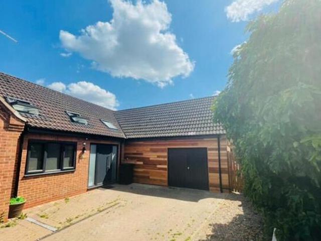 4 Bedroom Bungalow For Sale In Newark