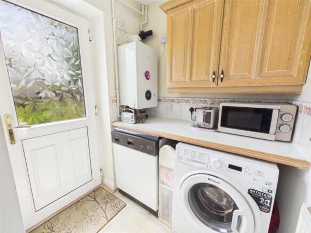 4 bedroom bungalow for sale in Nightingale Avenue, Worcester, Worcestershire, WR4
