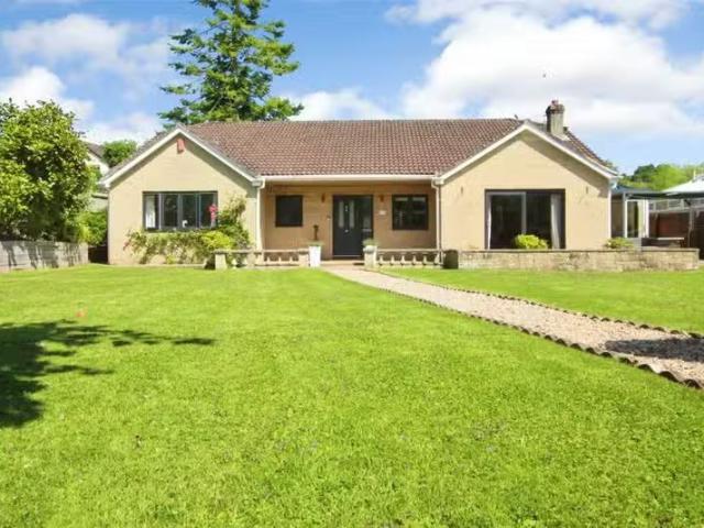 4 bedroom bungalow for sale in Station Road, Midsomer Norton.