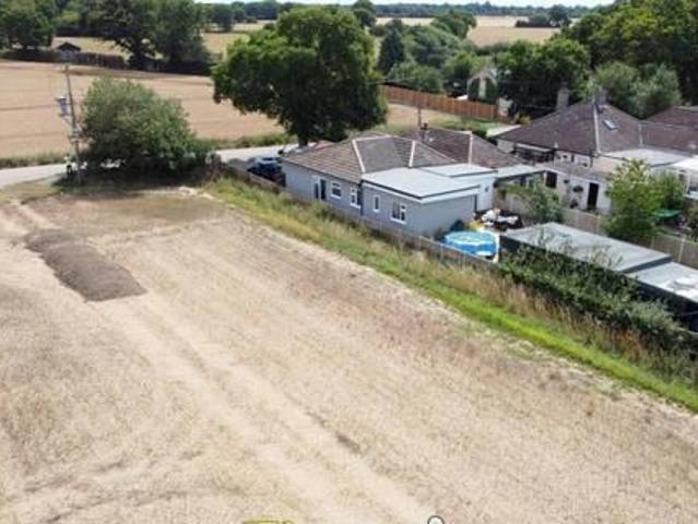 4 bedroom bungalow for sale in Pilcox Hall Lane Tendring CO16