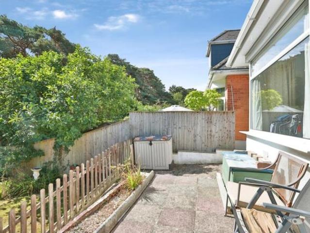 4 bedroom bungalow for sale in Pine Vale Crescent, BOURNEMOUTH, Dorset, BH10