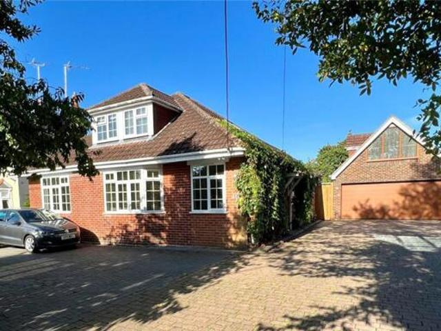 4 Bedroom Bungalow For Sale In Ringwood, Hampshire