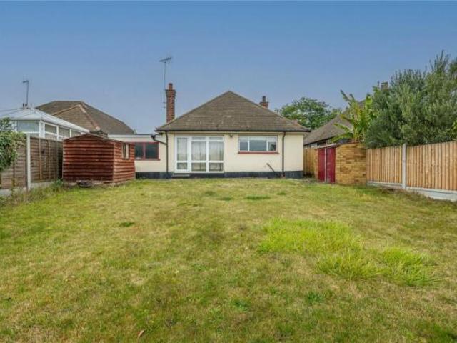 4 bedroom bungalow for sale in Woodgrange Drive, Thorpe Bay, Essex, SS1