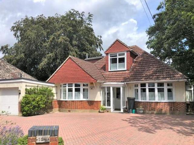 4 Bedroom Bungalow For Sale In Walkford, Dorset
