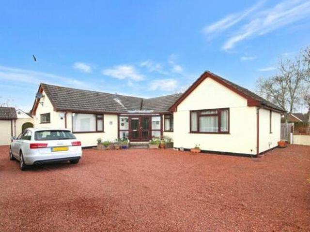 4 Bedroom Bungalow For Sale In Wimborne, Dorset