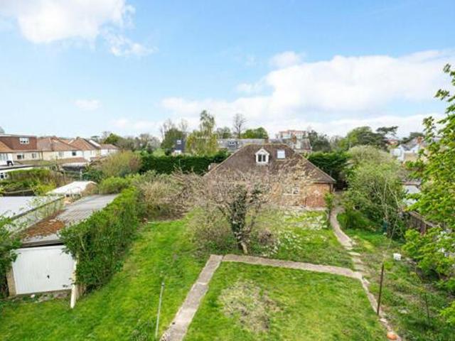 4 Bedroom Bungalow For Sale In Windsor