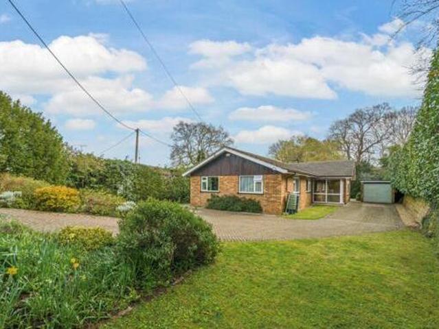 4 Bedroom Bungalow For Sale In Wrecclesham, Farnham