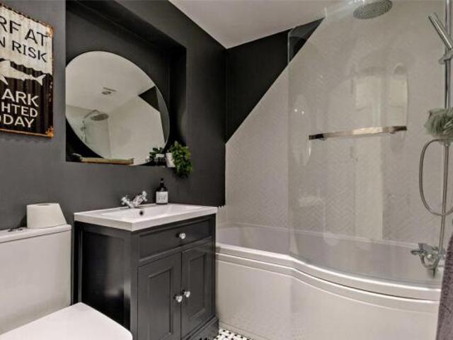 4 bedroom bungalow for sale in Telegraph Lane East, Norwich, NR1