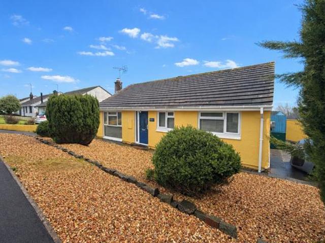 4 Bedroom Bungalow Kilgetty Pembrokeshire LS101059786