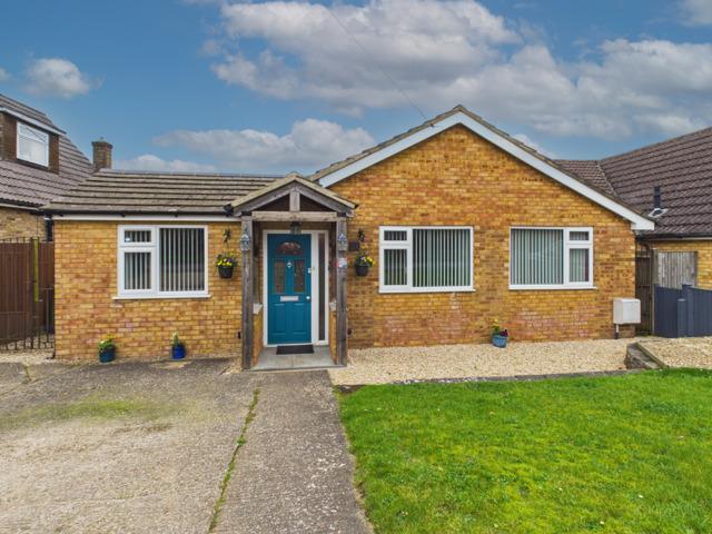 4 Bedroom Bungalow High Wycombe Buckinghamshire 100881404