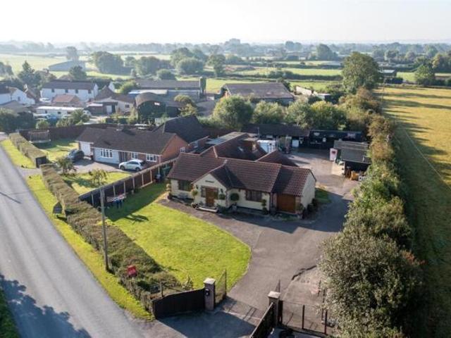 4 Bedroom Bungalow Highbridge Somerset LS101931365