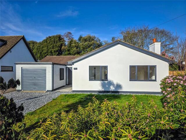 4 Bedroom Bungalow Highcliffe Dorset LS100096589